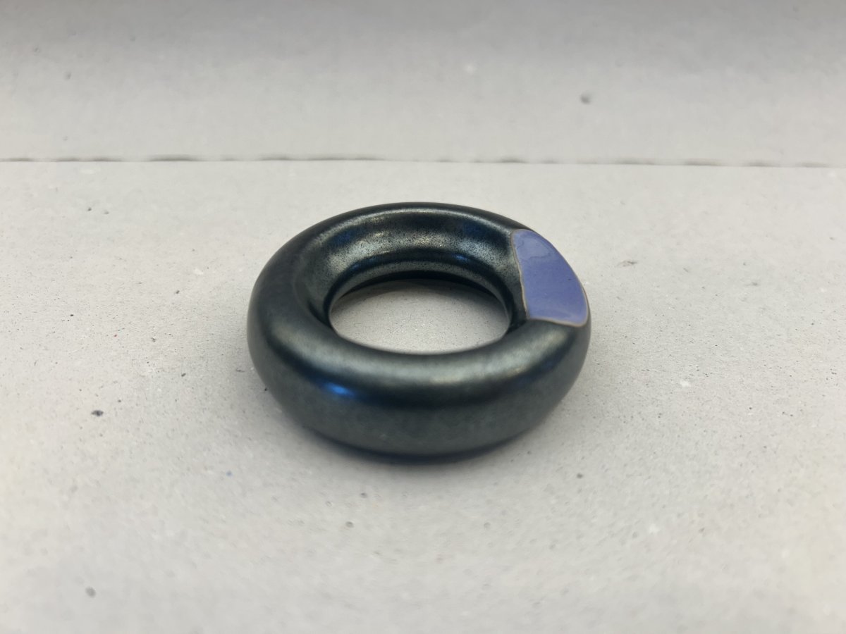 Spisepindeholder / Sort, Ring Med Blå Prik - Spisepinde ...